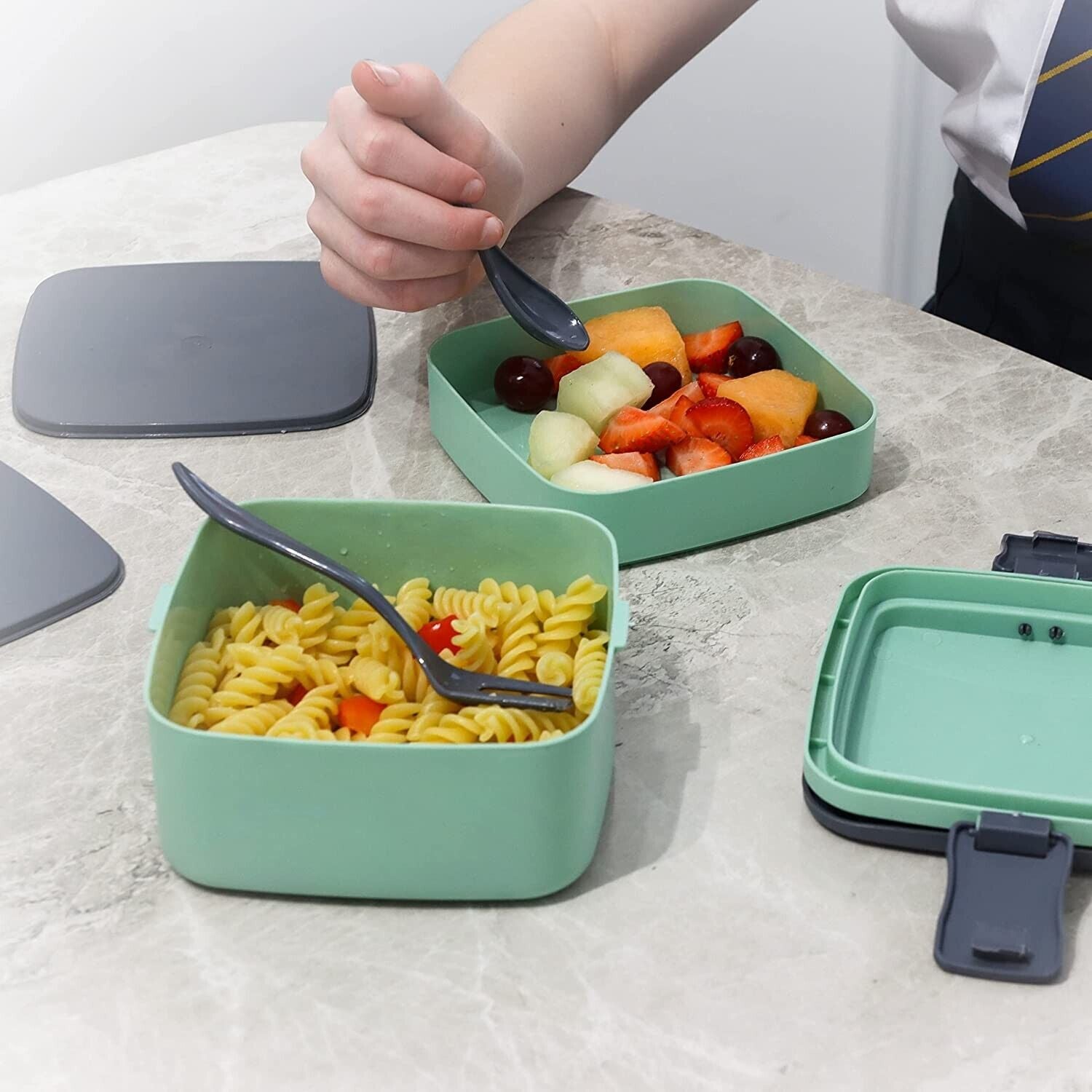 DIVCHI Lunch Box Meal Holder Bento Boxes with Spoon & Fork And 2 Compa
